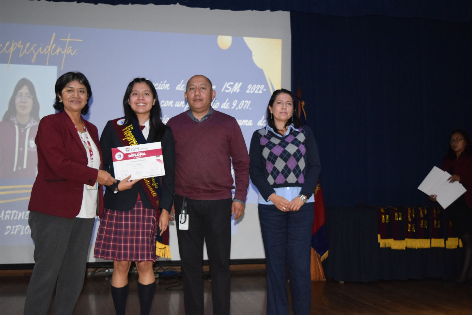 ISM Quito BI – PADRES ISM